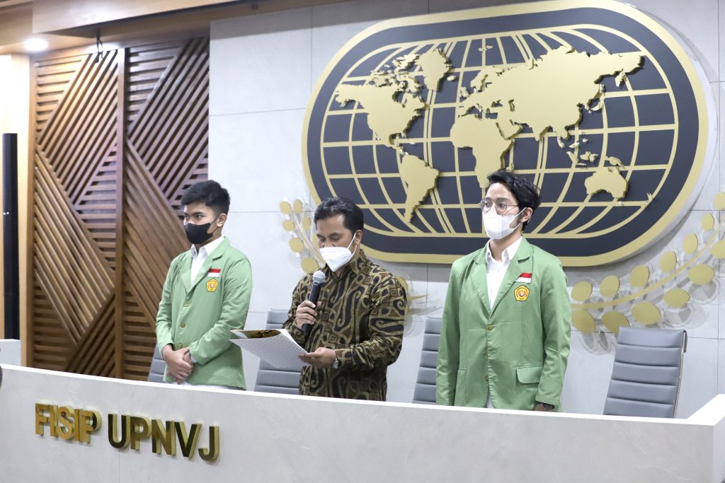 Pelantikan Ormawa dan KSM FISIP UPNVJ 2022 — Fakultas Ilmu Sosial dan Ilmu Politik UPN "Veteran ...