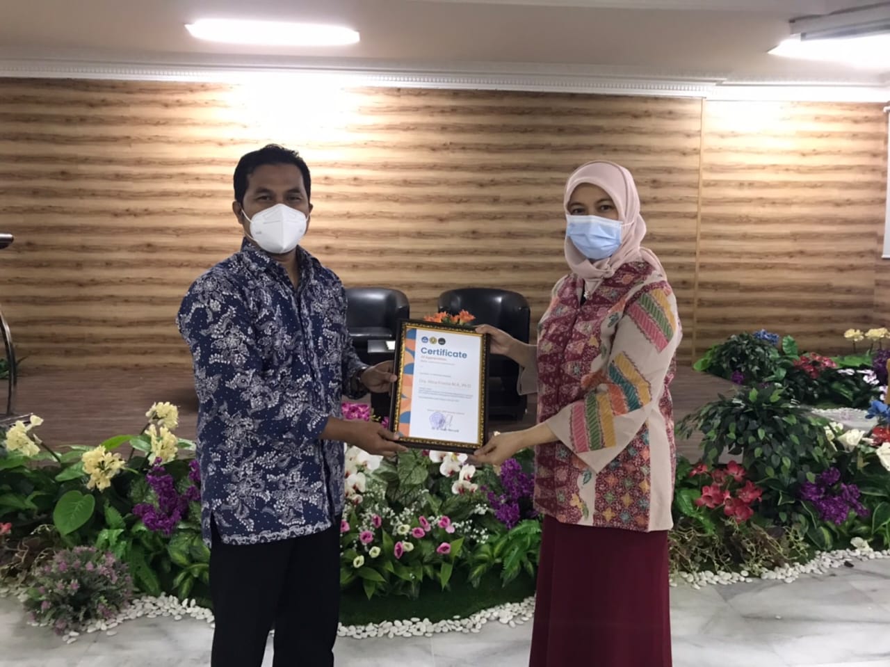 Pelatihan Protokoler dan Master Of Ceremony (MC) FISIP UPN Veteran ...