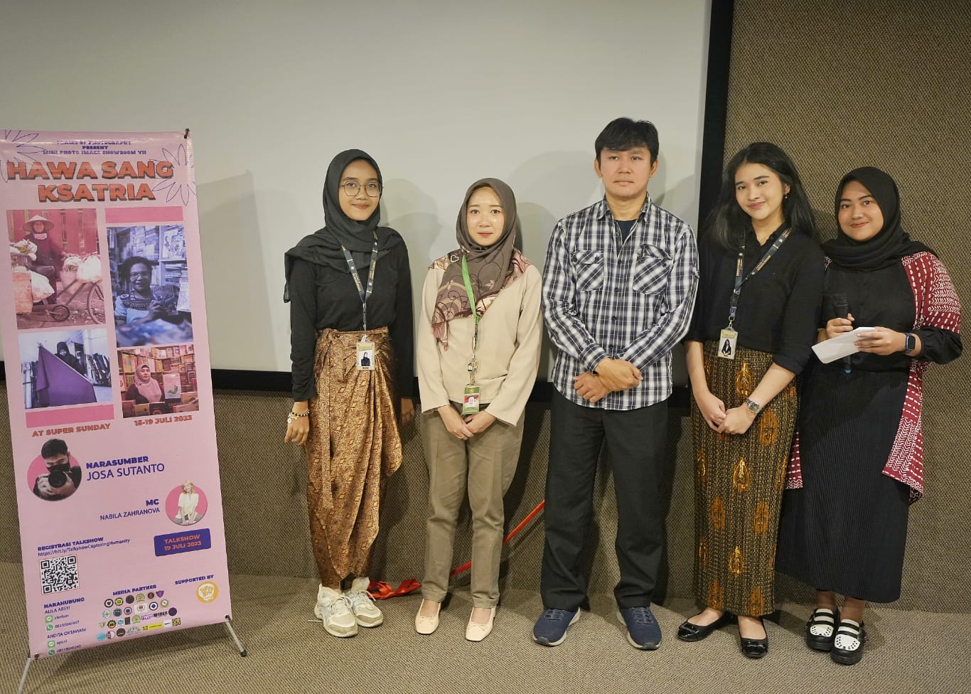 Frame of Photography FISIP UPNVJ Gelar Pameran Foto 'Hawa Sang Ksatria ...
